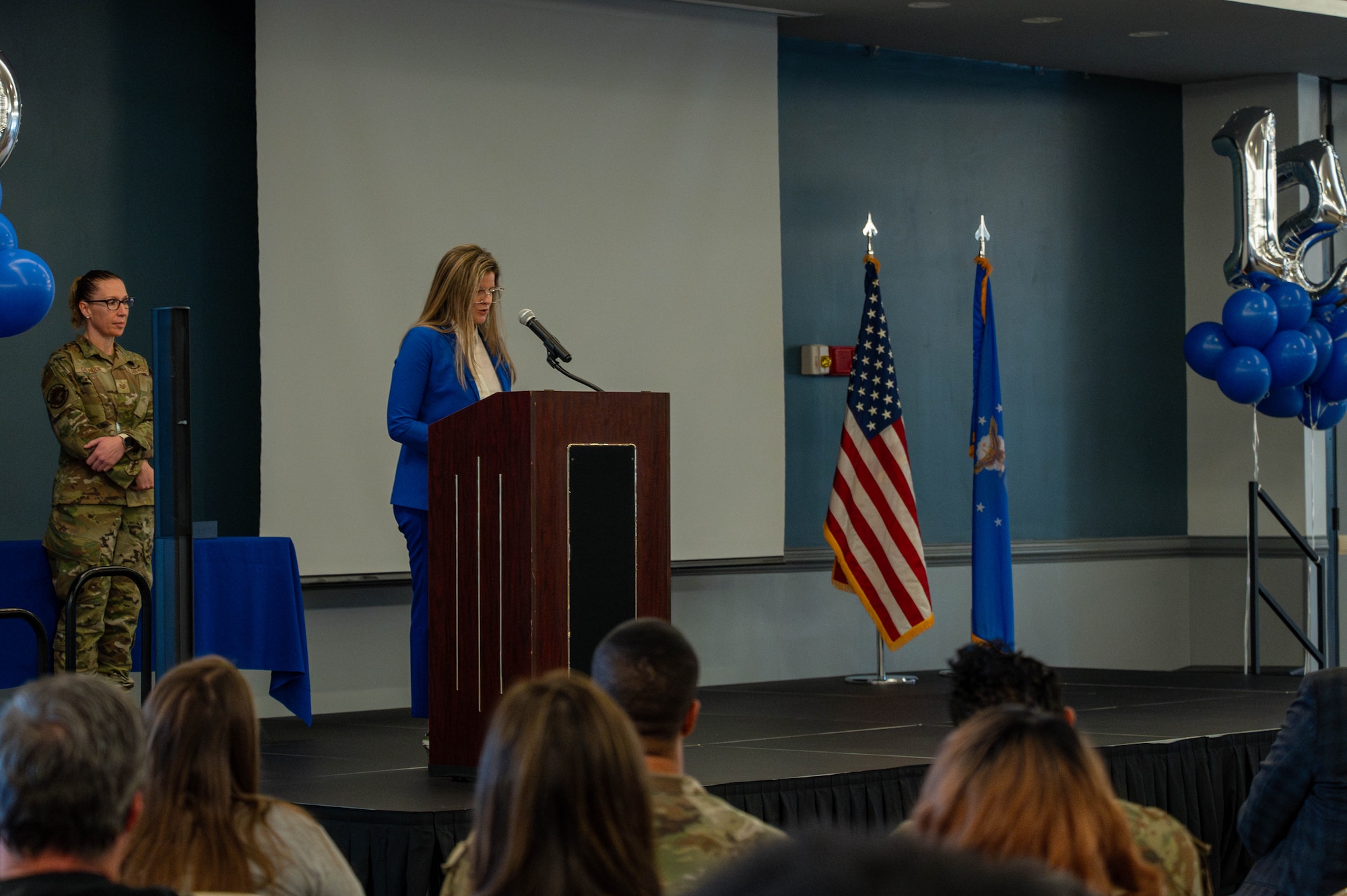 第628 ABW庆祝15年的卓越和服务 - 天网实时防务